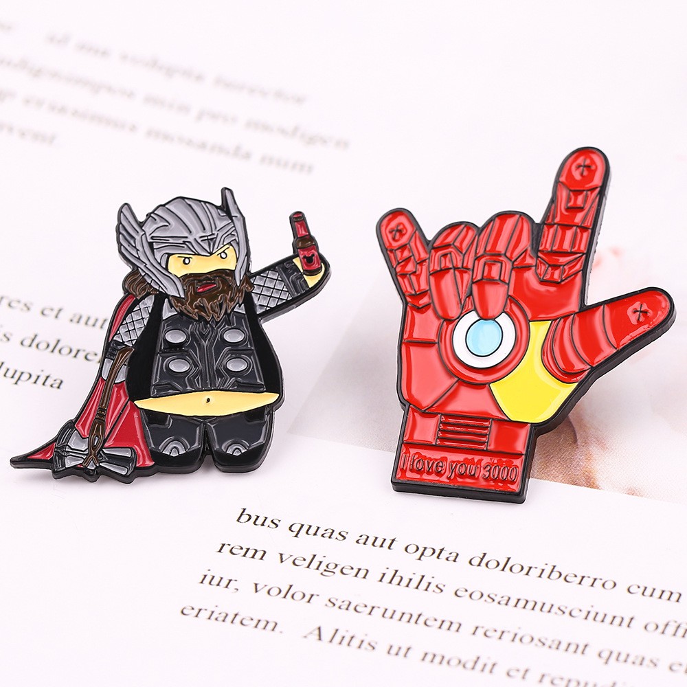 Marvel Avengers Raytheon cartoon character brooch Alloy Drop Oil ...