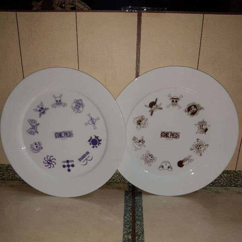 ORIGINAL COLLECTIBLE PLATES ONE PIECE | Shopee Philippines