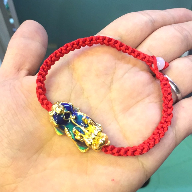 Magic Color Changing Piyao Handmade RedString Charm Bracelet | Shopee ...