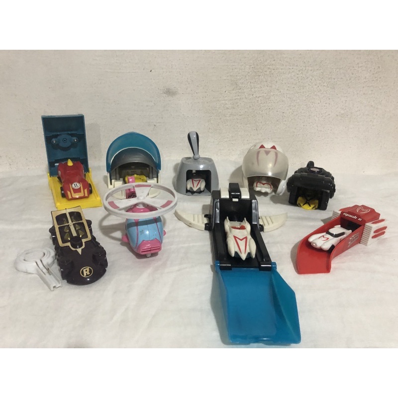Jollibee/KFC Speed Racer Toy set | Shopee Philippines