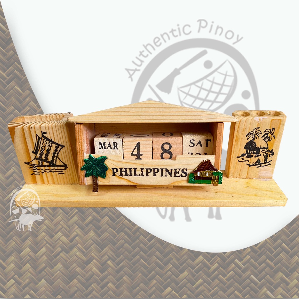 Wooden Desk Calendar with Pen Holder Handicraft made from Acacia Wood ...