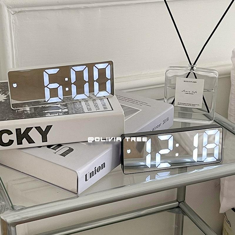Ins Simple Black And White Mirror Led Voice Control Alarm Clock ...