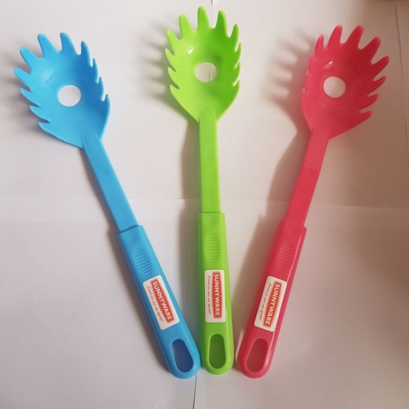 Sunnyware Plastic Pasta Fork Ladle / Pasta Claw Noodle Claw | Shopee ...