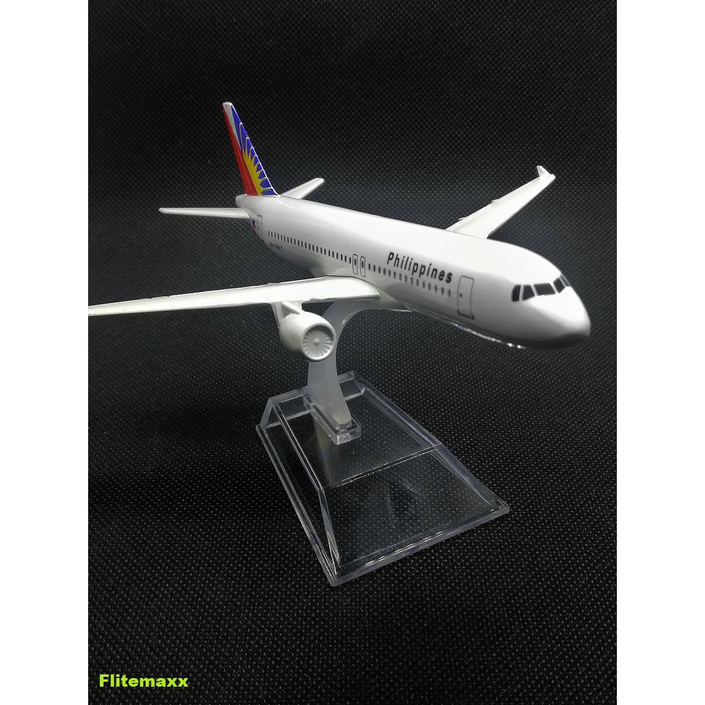 PAL A320 Diecast airplane | Shopee Philippines