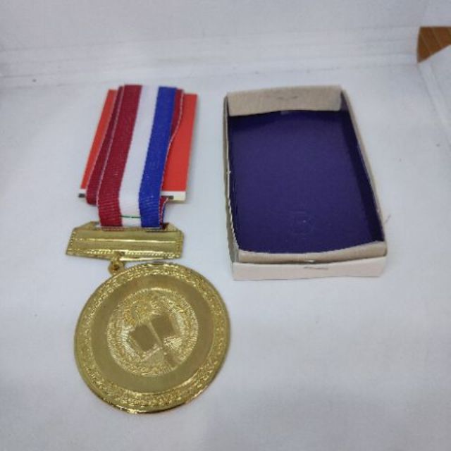 Medal Big Size (Dep-Ed Medallion) Book design With box | Shopee Philippines