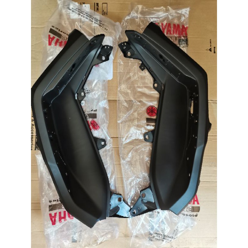 Yamaha genuine Footboard assy/ board footrest /footboard nmax v2 nmax ...
