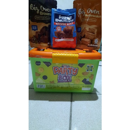 Rebisco Party Box with 3 brownies | Shopee Philippines