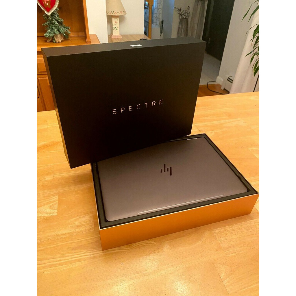 Hp spectre 15.6 inch 4k touch laptop. 2 in 1 convertible. i7, 16gb ...