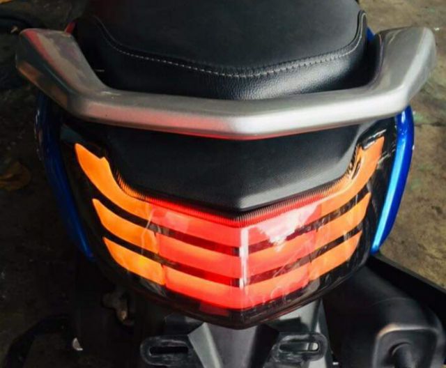 JPA LED TAIL LIGHT W/ BUILT IN SIGNAL LIGHT ASSEMBLY 3-STRIPES ...