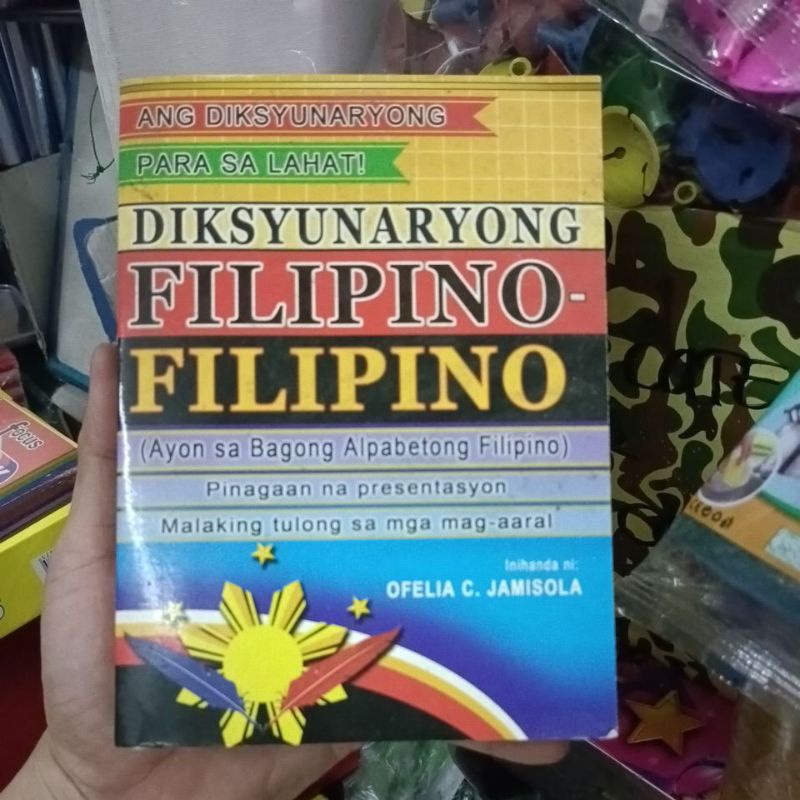 Up Diksiyonaryong Filipino Filipino Dictionary Signed By