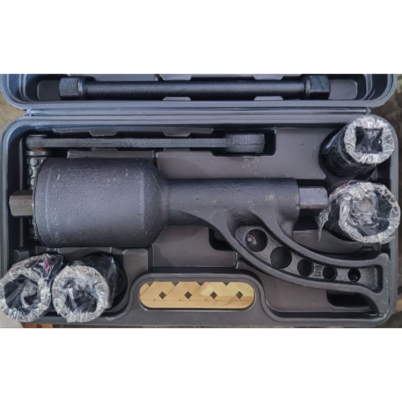 Heavy Duty Torque Wrench Labor Saving Wrench Labor Saving Lug Nut ...