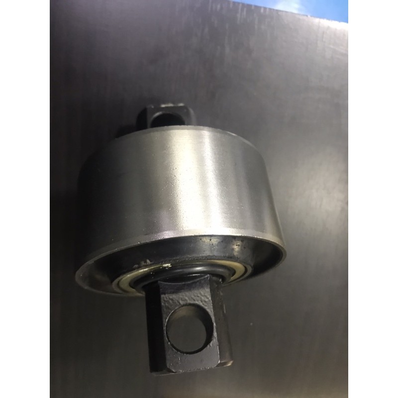 Torque Rod Bushing V10/Isuzu/Fuso solid type GM | Shopee Philippines