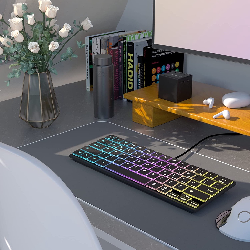 Zeus Z 920 Rgb Gaming Keyboard 64 Keys Keypad Keyboard Multi Color
