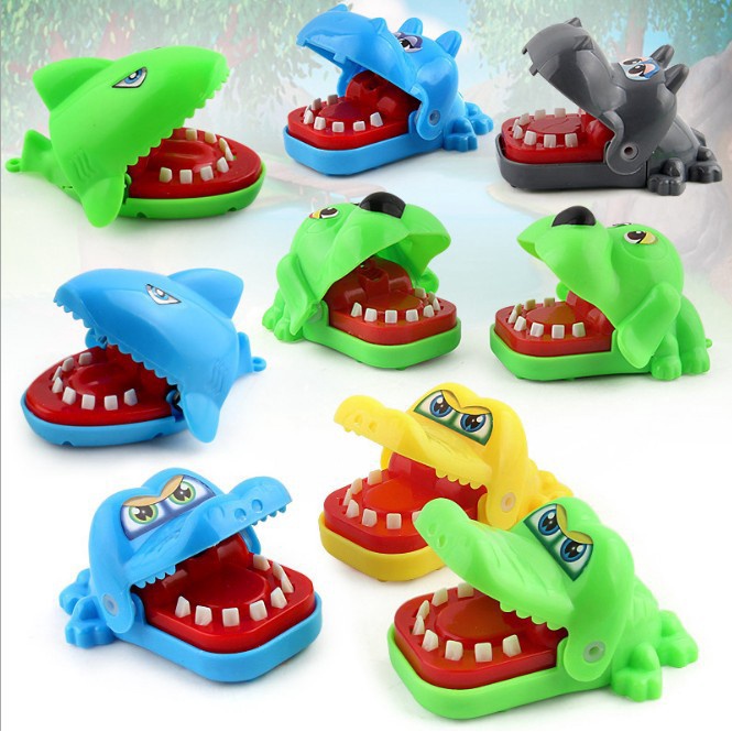 Hand Biting Toy Shark Fingers Biting Hand Crocodile Small Toy Truquey ...