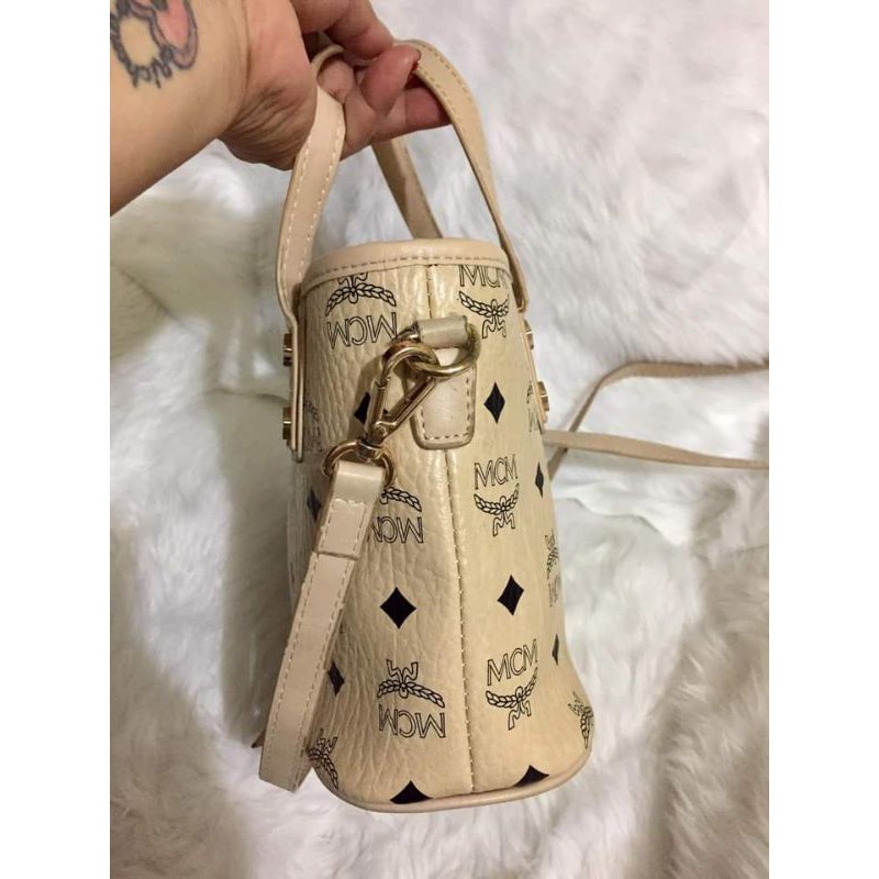 MCM 2Way Bag Cream Medium Shopee Philippines | atelier-yuwa.ciao.jp