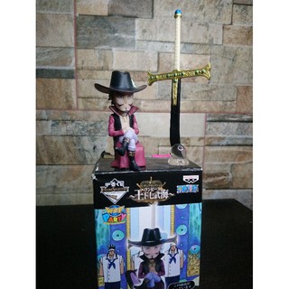 Ichiban Kuji One Piece Warlord Shichibukai Mihawk WCF Party | Shopee ...
