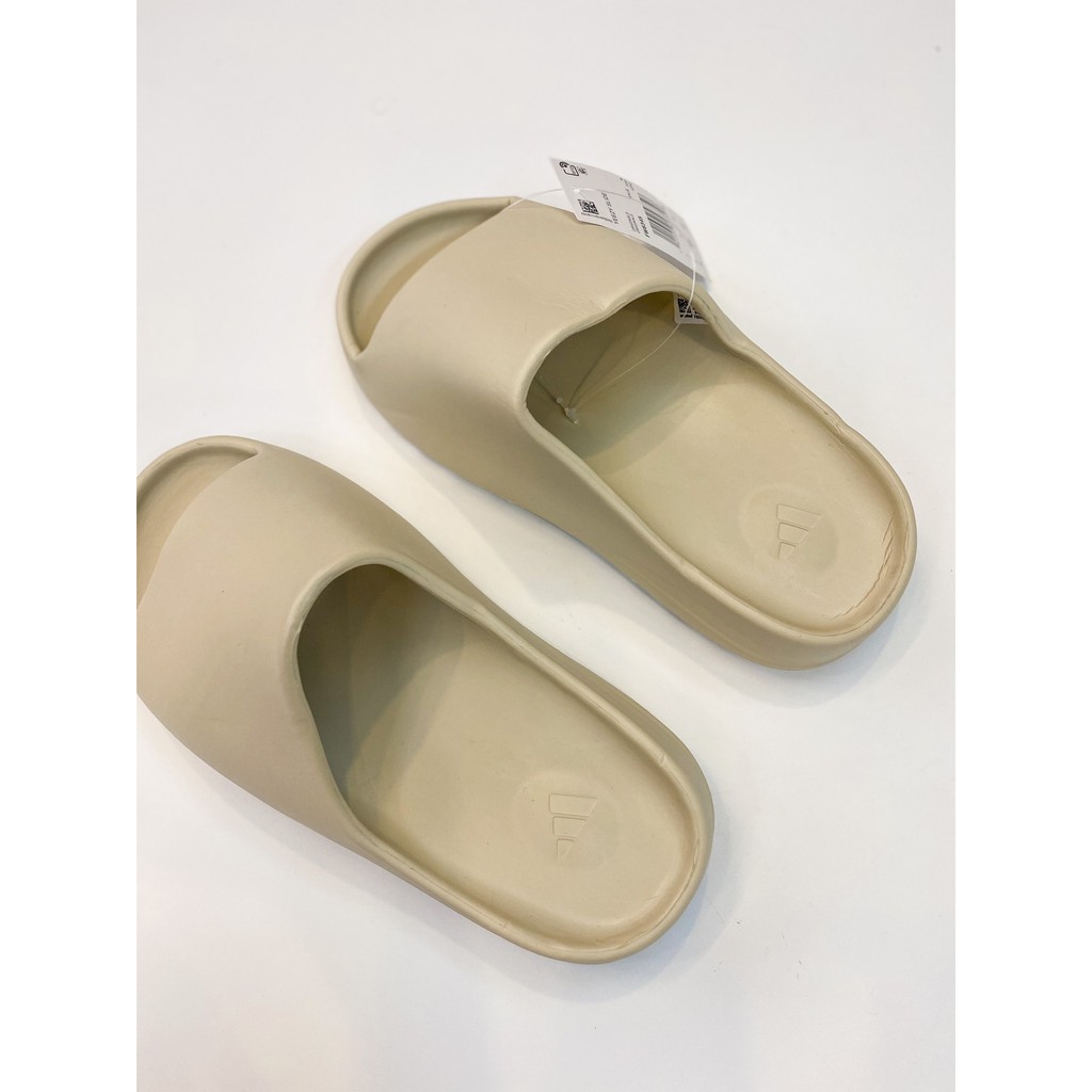 Yeeze Slide High-Quality Breathable Slippers For Men And Women (Light ...