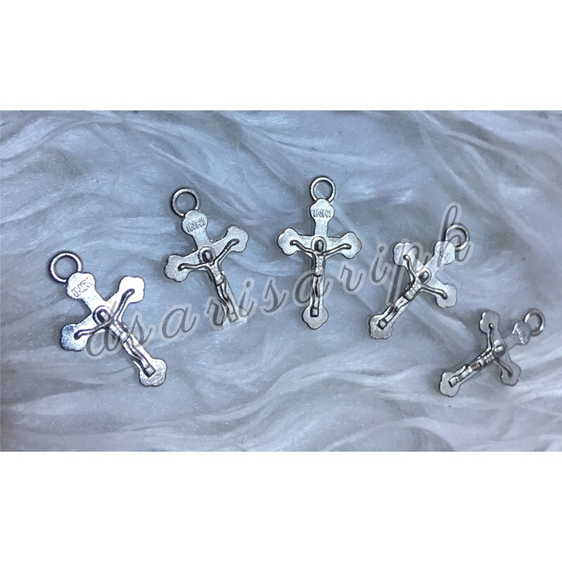 CROSS PENDANT 1 INCH (100 pcs) | Shopee Philippines