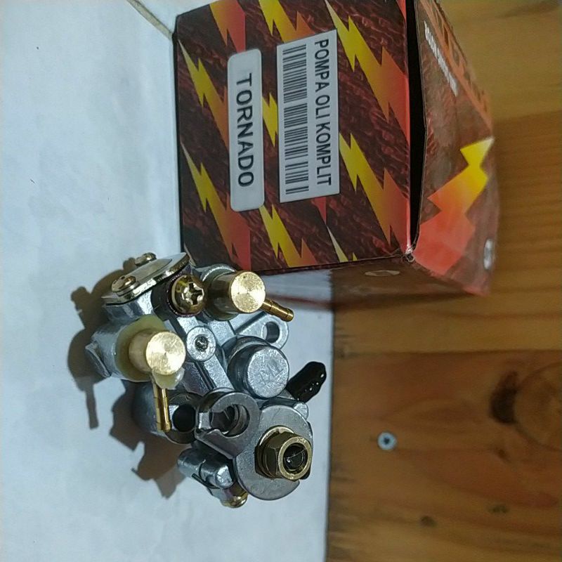 Suzuki rc100 Oil Pump Side Oil Pump rc 100 Oil Pump suzuki rc 80 bravo ...