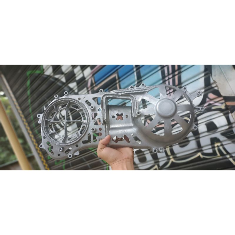 Genuine Standard and Lighten Crankcase Cover for Aerox V2 and Nmax V2 ...