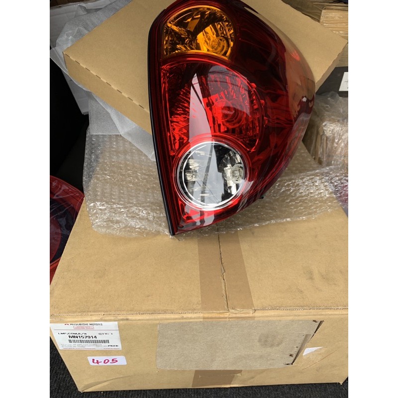 Mitsubishi L200 Triton Strada 2005-2015 Right Tail Lamp - MN157914 ...