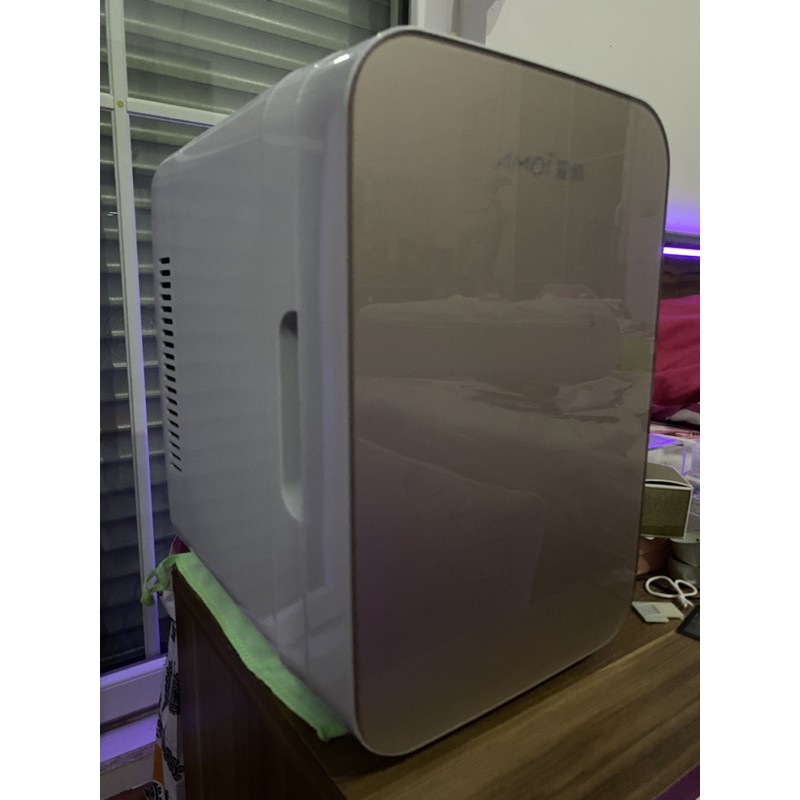 USED Amoi Skincare Mini Fridge - Gold 10L | Shopee Philippines
