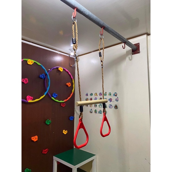 Children Trapeze Swing Wooden Bar Ring Swing Outdoor or Indoor | Shopee ...