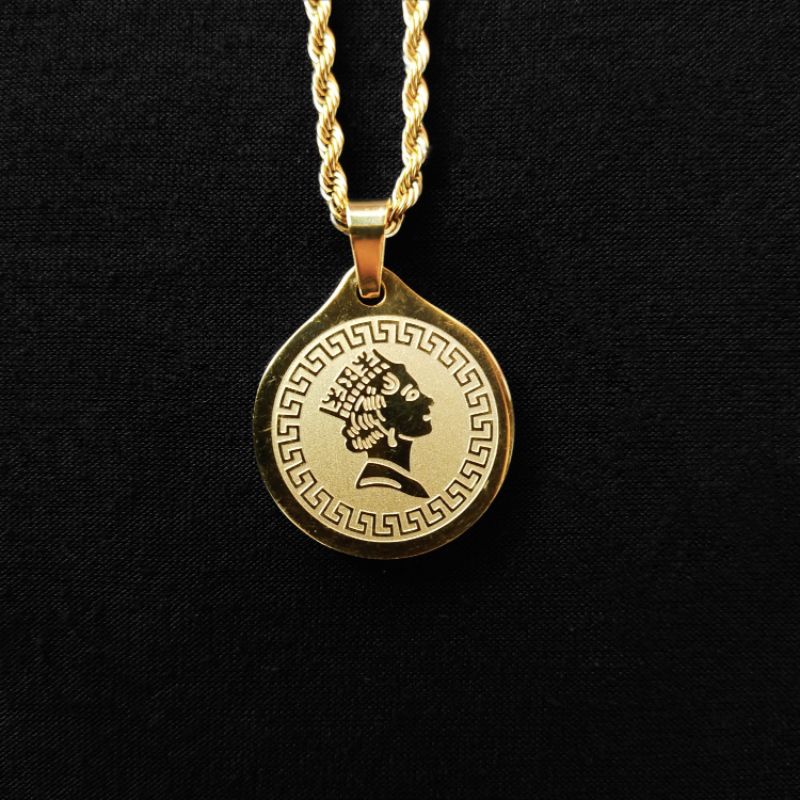 Queen Elizabeth | 18k Gold Plated Stainless steel Non-tarnish Necklace ...