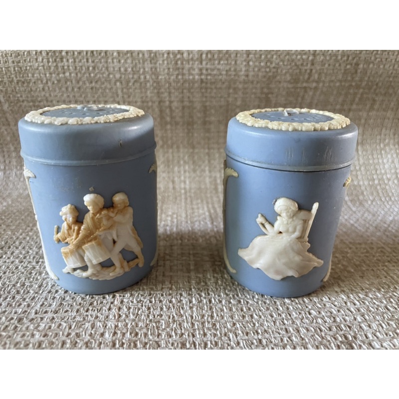 Vintage 1976 Victorian Design Pass & Stow Philaca Salt and Pepper ...
