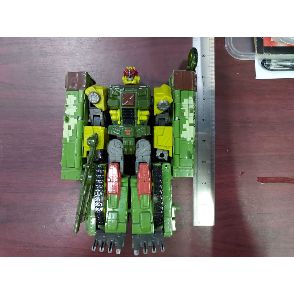 Transformers Universe Voyager Class Autobot Overload | Shopee Philippines