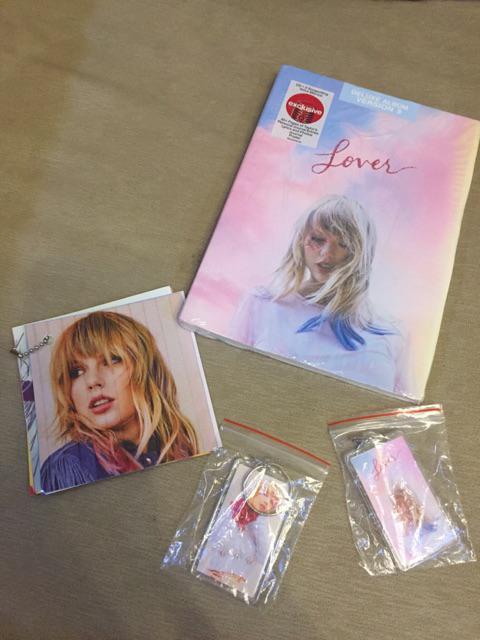 Taylor Swift Lover Album Deluxe Edition | Shopee Philippines