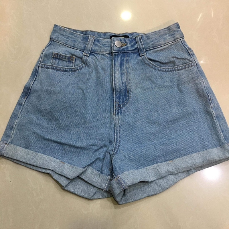 DENIM SHORTS EVERLINE soft washed maong | Shopee Philippines
