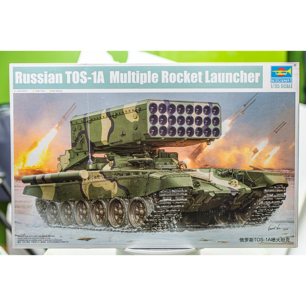 Trumpeter 1/35 Scale TOS-1A MLRS (Multiple Launch Rocket System ...