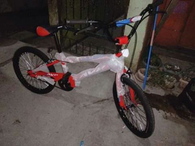 FOR SALE BMX AVP ADULT BIKE. presyo ₱4,000