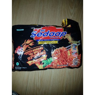 1 PAKET MEE SEDAP / mi sedaap | mee sedap korean spicy chicken | mee ...