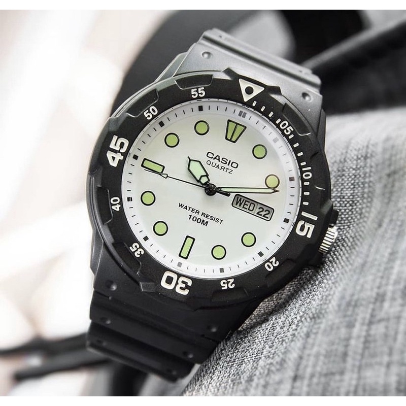 Casio MRW-200H-7E Analog Quartz MRW200H-7E Watch Black Strap MRW200 ...