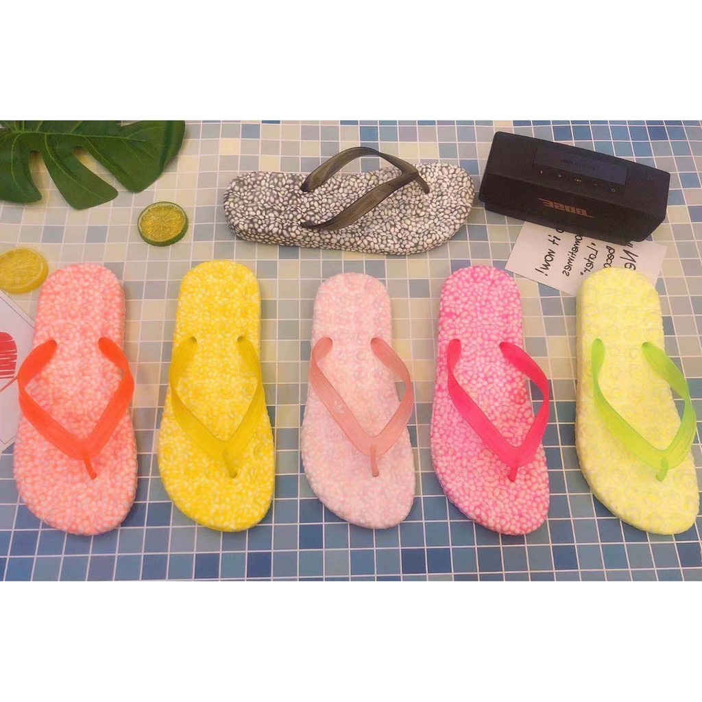 [Quikwiner]Flipflop Glow in the Dark Rubber Rice Crisp Design Massage ...