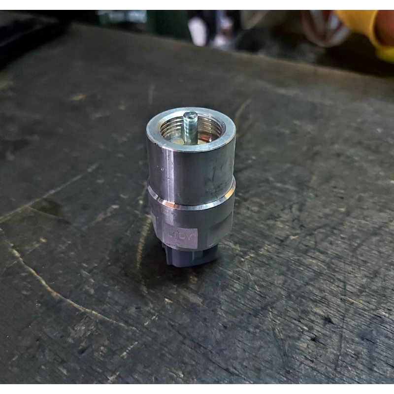 LTCY AUTO SPEED SENSOR ALLOY FOR ISUZU ELF NPR NKR 4HF1/CANTER 4D33/34 ...