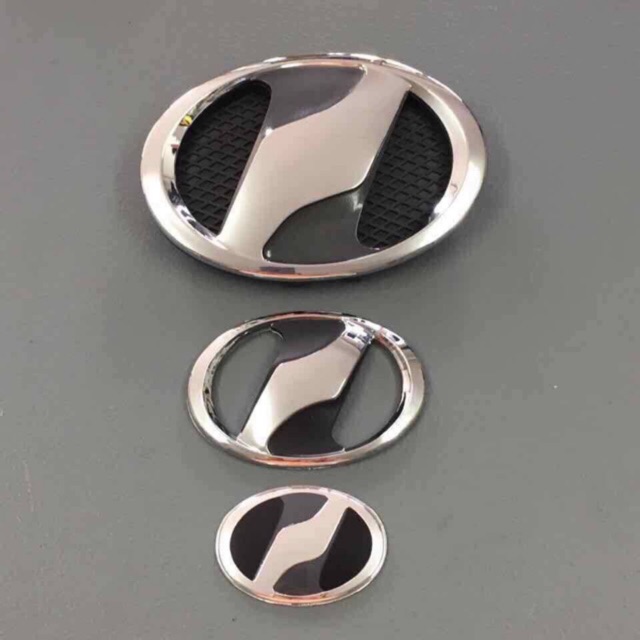 Toyota Vitz logo emblem decal for Vios Gen 3 (2014-2017) | Shopee ...