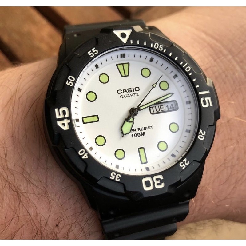 Casio MRW-200H-7E Analog Quartz MRW200H-7E Watch Black Strap MRW200 ...