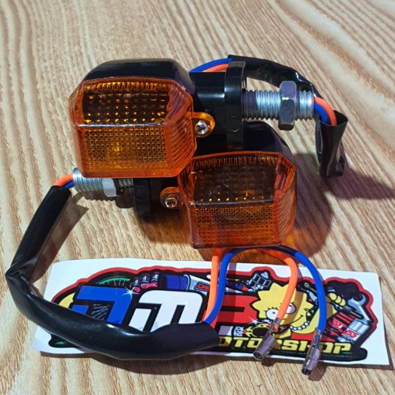 HONDA SIGNAL LIGTH XRM ORANGE (set in 2pcs) | Shopee Philippines