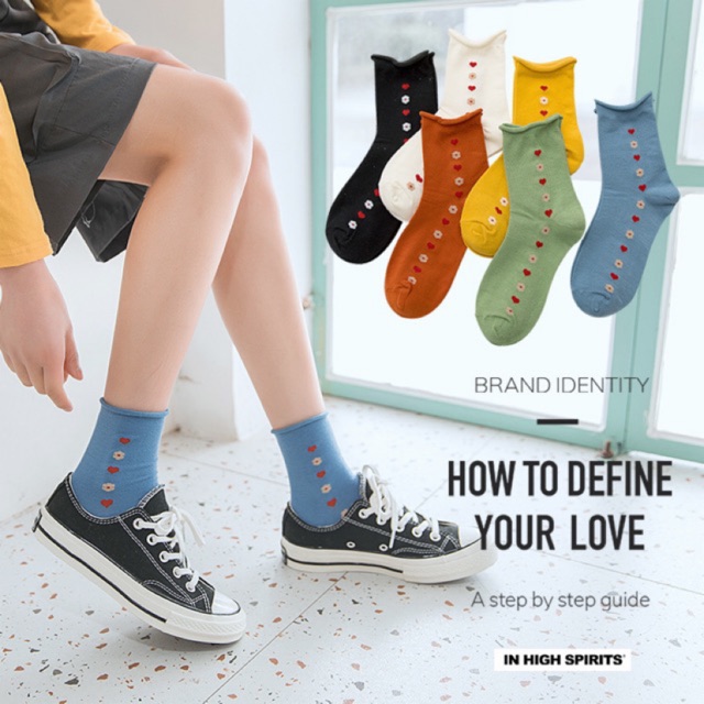 Iconic Socks Flower Heart Side Pattern Minimalist Simple Mid Cut ...