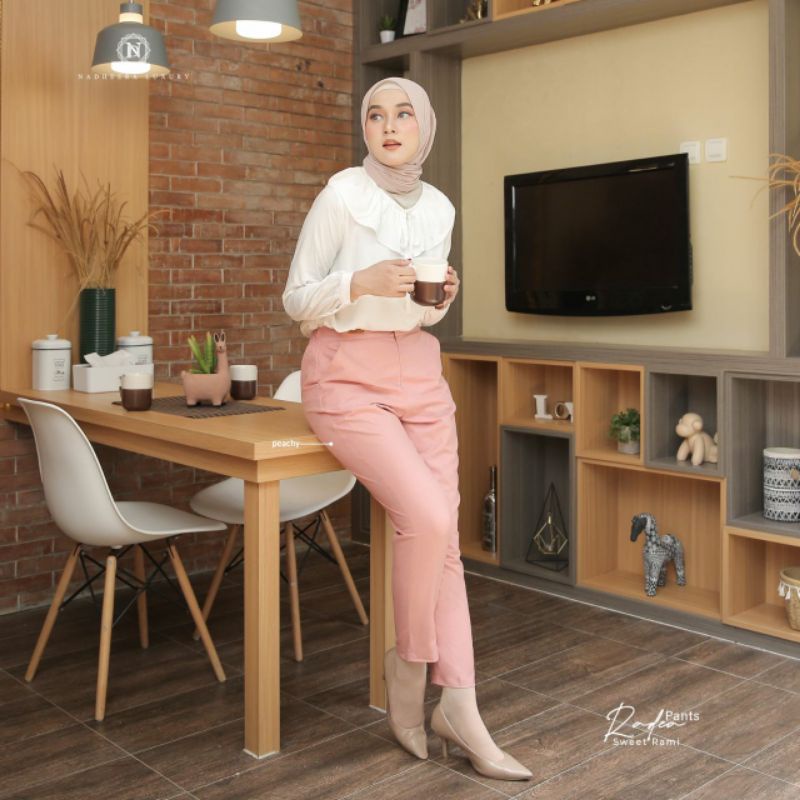 Radea pants by nadheera luxury | Shopee Philippines