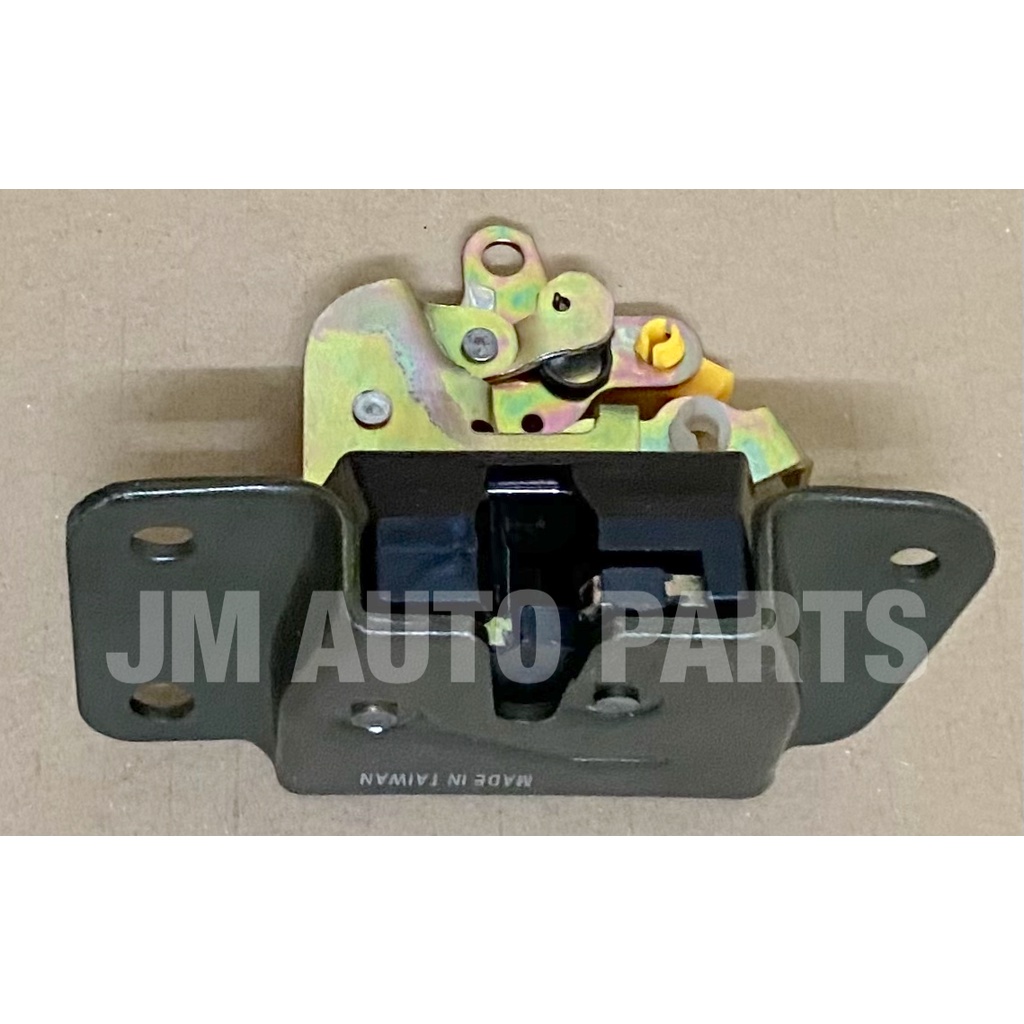 Mitsubishi Adventure Back Door Lock Latch Striker Tail Gate Lock Latch ...