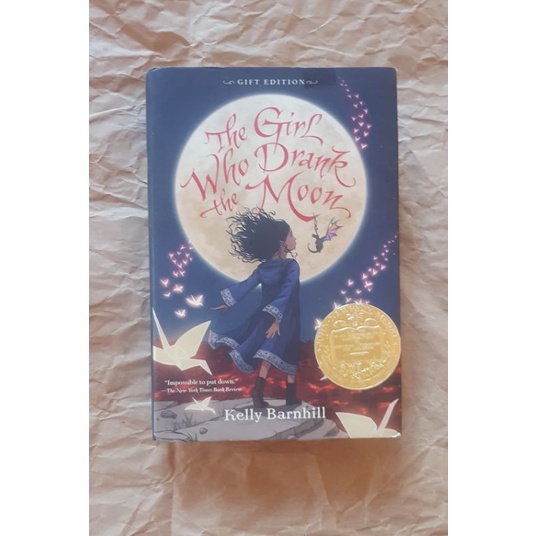 The Girl Who Drank the Moon by Kelly Barnhill (HB) | Shopee Philippines