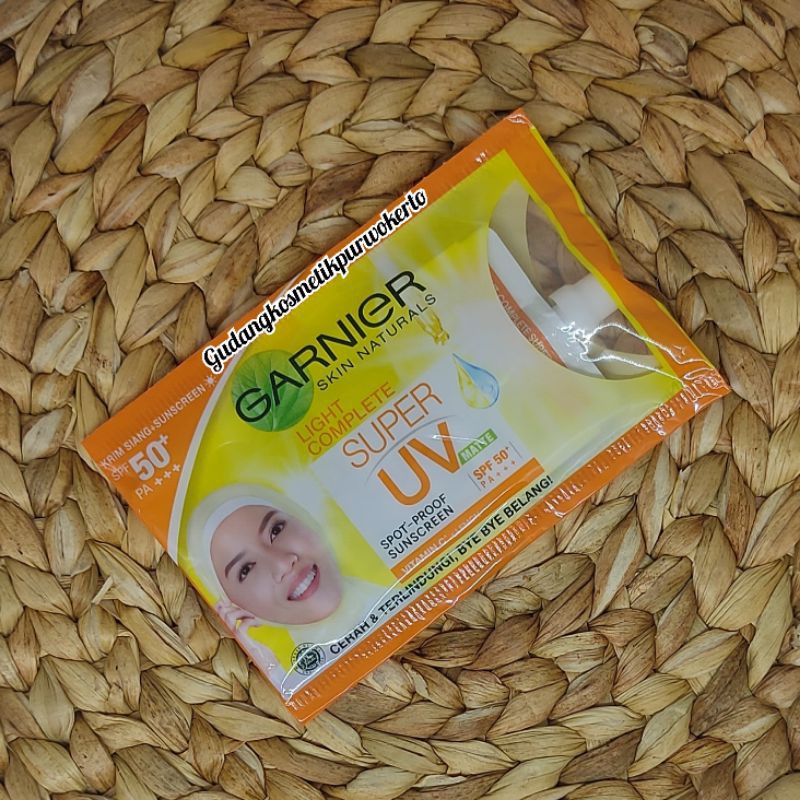 Garnier light complete super uv matte sunscreen spf 50 + pa ...