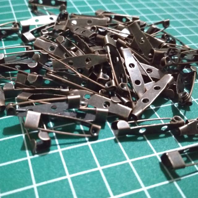 Atg Bros Safety Pin / 2.5 cm Green Burn | Shopee Philippines