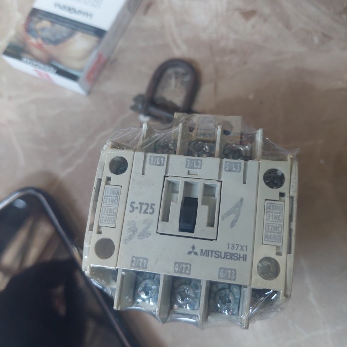 Contactor st 25 mitaubiahi 220v. - UniTop