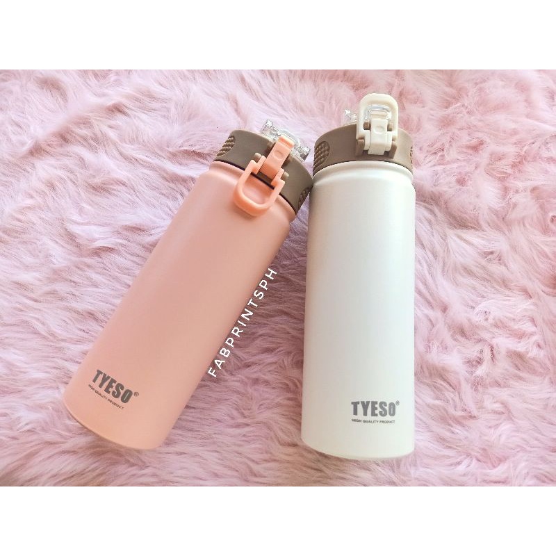 Tyeso Tumbler with Lock and Handle with Straw - Personalized | Shopee ...