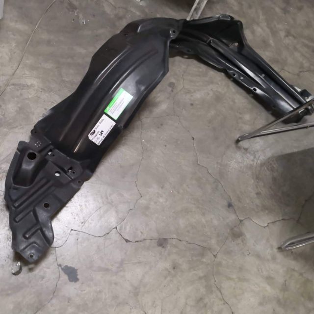 Fender Liner for Toyota Innova 2012-2015 | Shopee Philippines